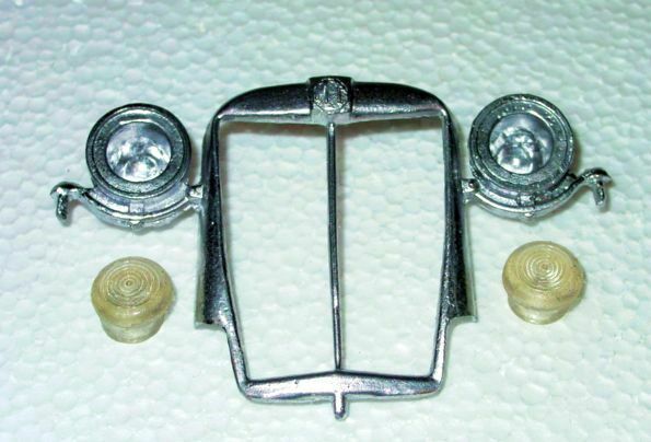 Doepke MG Replacement Radiator Part w/Headlight Lenses - Toy Parts ...